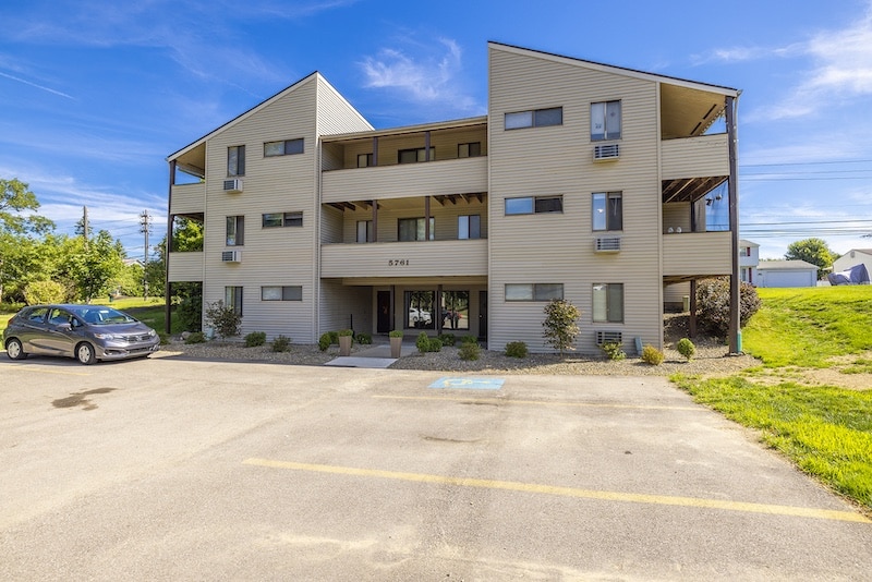 Gallery - Alpine Village Apartments